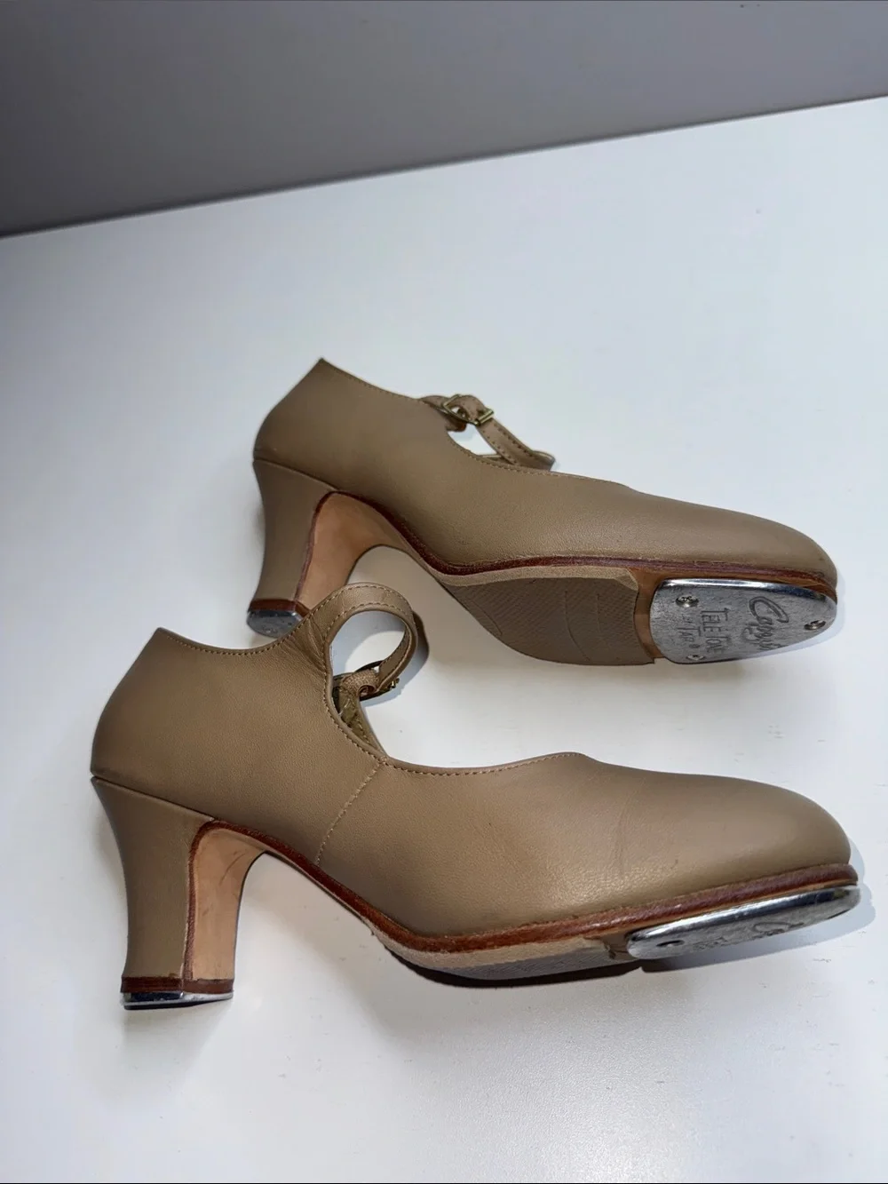 Capezio | Shoes | Capezio Tele Tone Tap Shoes Womens Nude Leather Mary ...